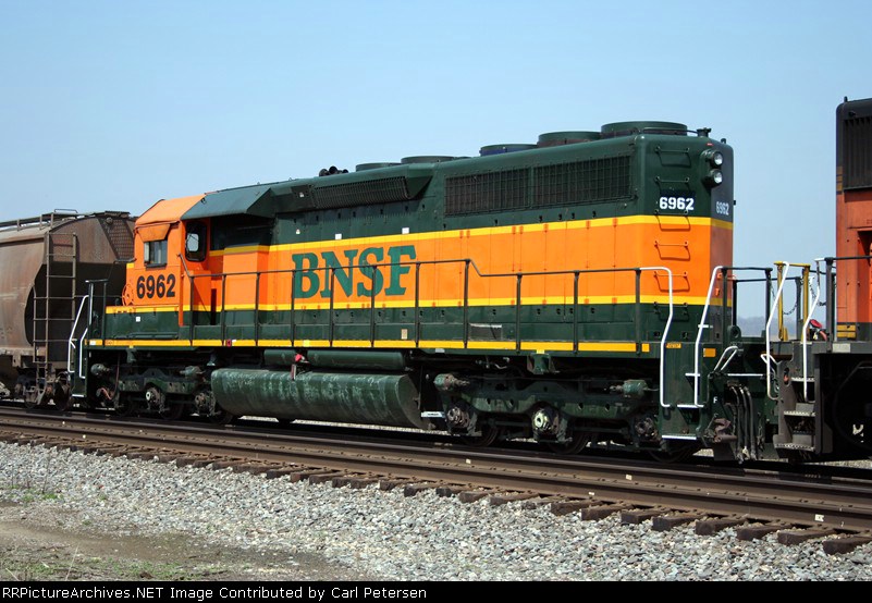 BNSF 6962